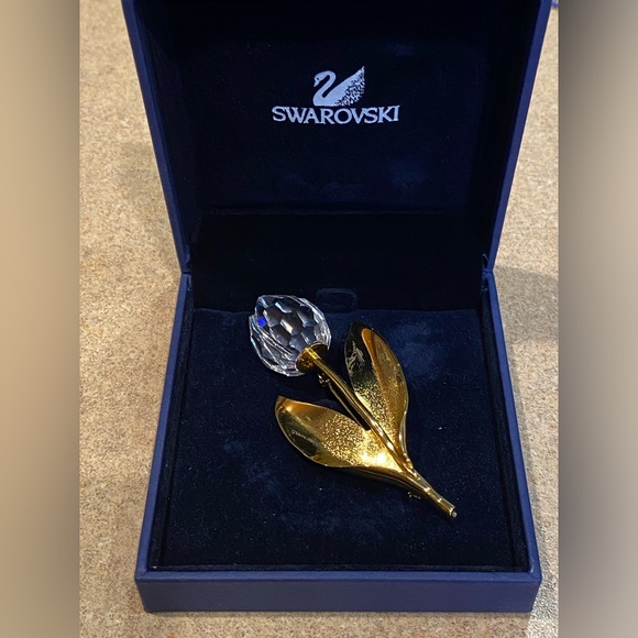 Swarovski | Jewelry | Vintage Swarovski Gold Tone Large Crystal Tulip ...
